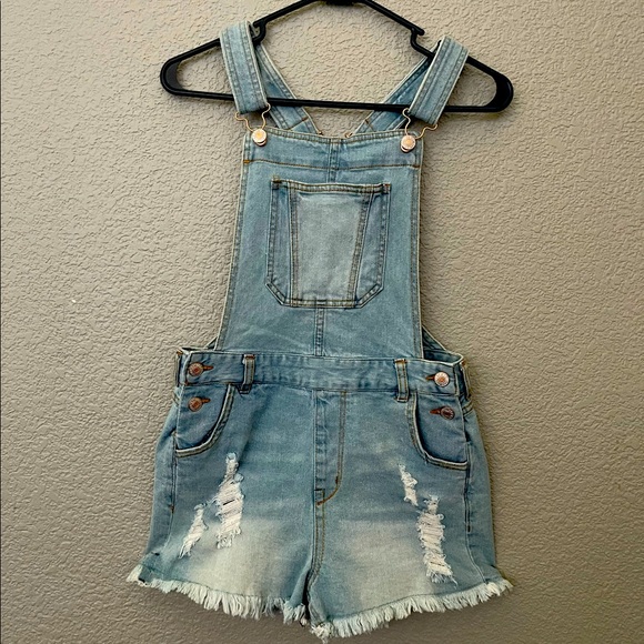 Love Tree | Shorts | New Love Tree Denim Overall Shorts | Poshmark